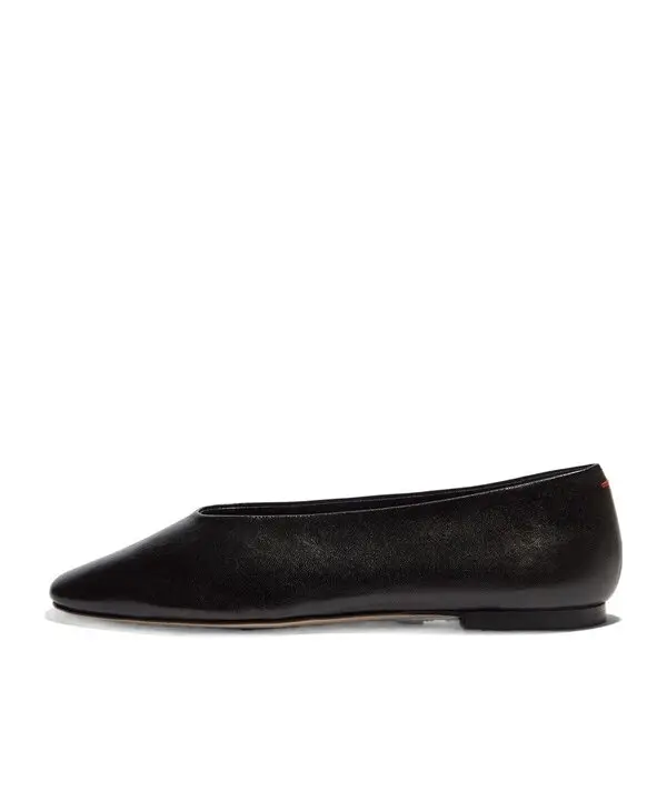 AeydĒ Pointed Toe Flats