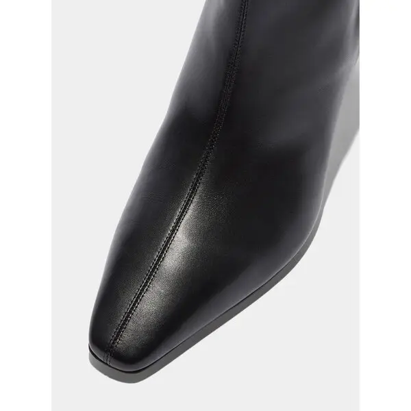 AeydĒ Solid Color Ankle Heeled Boots