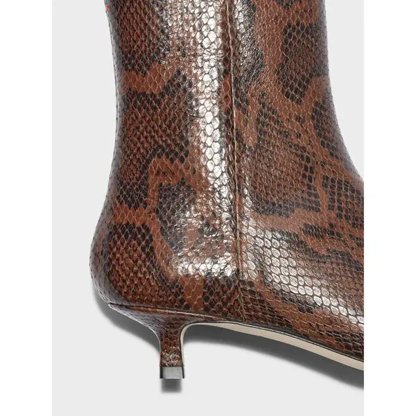 AeydĒ Pointed Toe Zip Up Ankle Boots