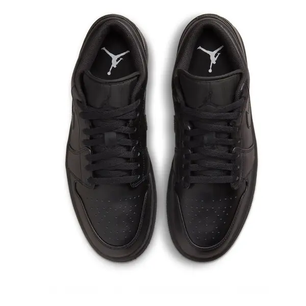 Nike Jordan Low-top Sneakers