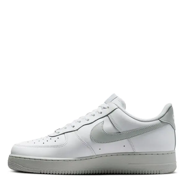 Nike Solid Color Sneakers