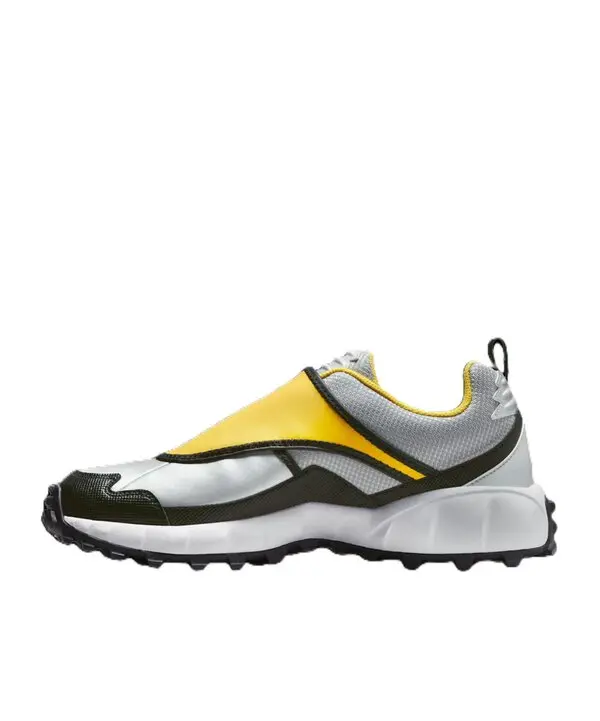 Nike Color-block Slip-on Outdoor Sneakers With Buckle