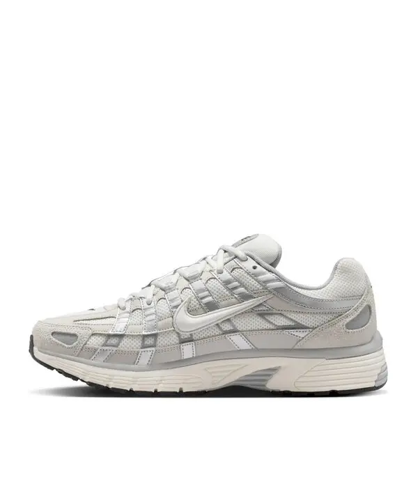 Nike Solid Color Trainers