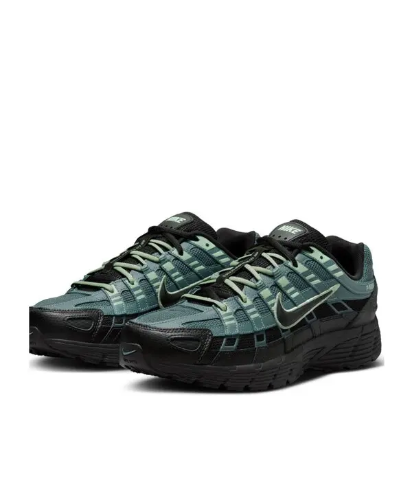 Nike Vintage Versatile Sneakers