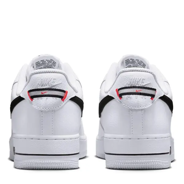 Nike Versatile Sports Shoes