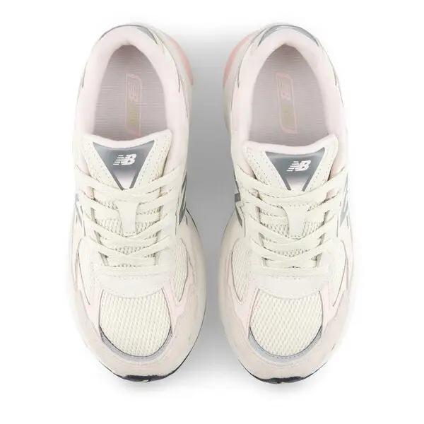NEW BALANCE Color Blocked Sneakers