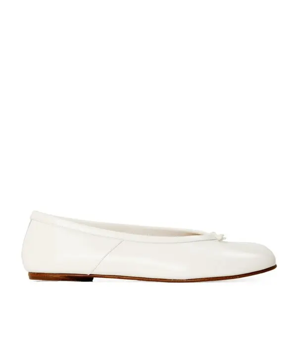 MAISON MARGIELA Milky Glossy Leather Flat Shoe - White