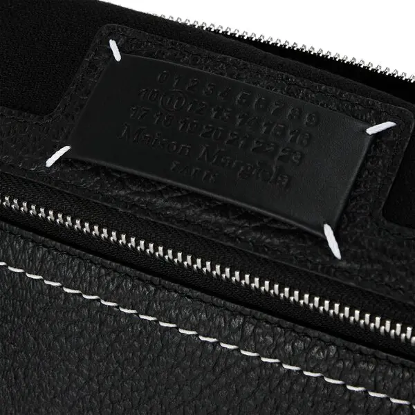 MAISON MARGIELA Genuine Leather Baguette Underarm Bag - Black