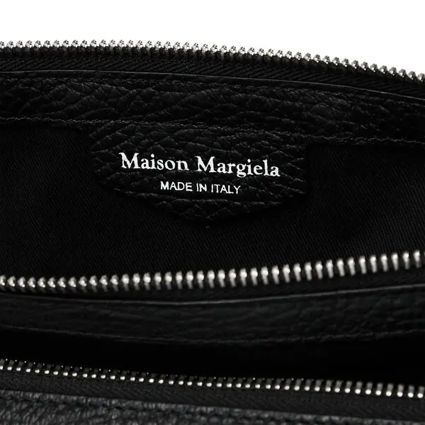 MAISON MARGIELA Genuine Leather Baguette Underarm Bag - Black