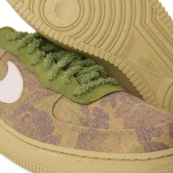 Nike Force 1 Qs Camo Sneakers