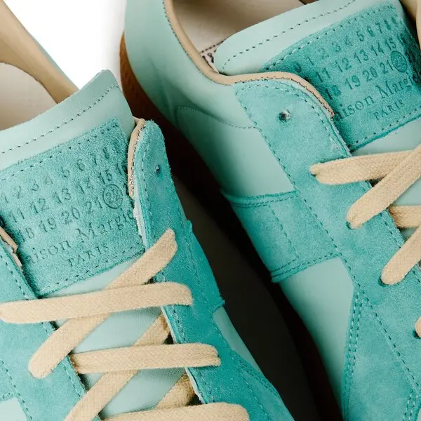 MAISON MARGIELA Retro Low Top Sneakers - Blue