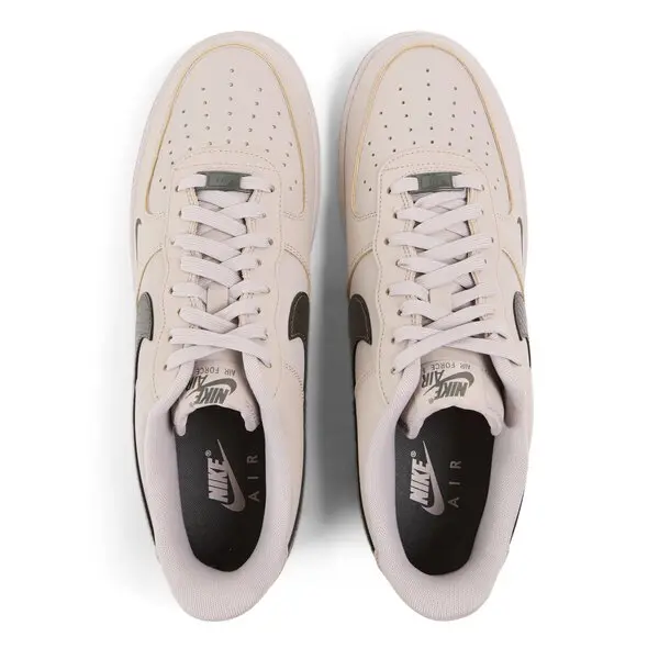 Nike Force 1 '07 Sneakers