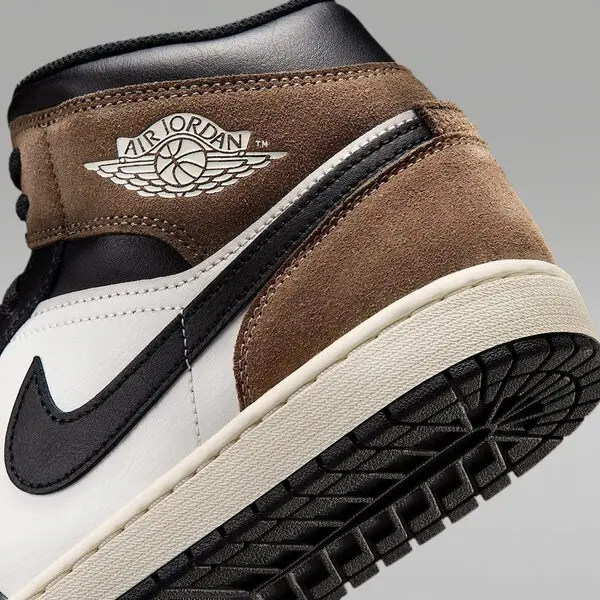 Nike Color Block High-top Trainers - No