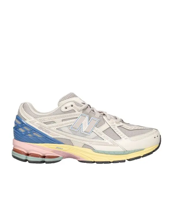 NEW BALANCE Lace-up Low-top Sneakers