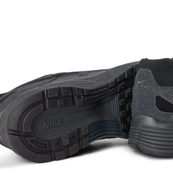 Nike Retro Running Sneakers