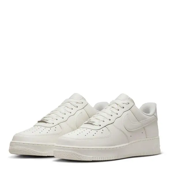 Nike Solid Color Leather Sneakers - No