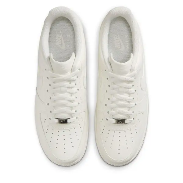 Nike Solid Color Leather Sneakers - No