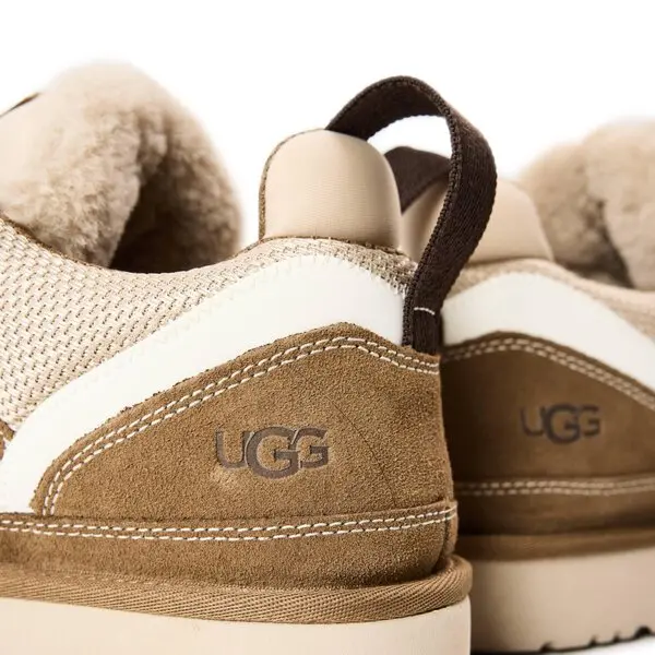 UGG Low-top Sneakers