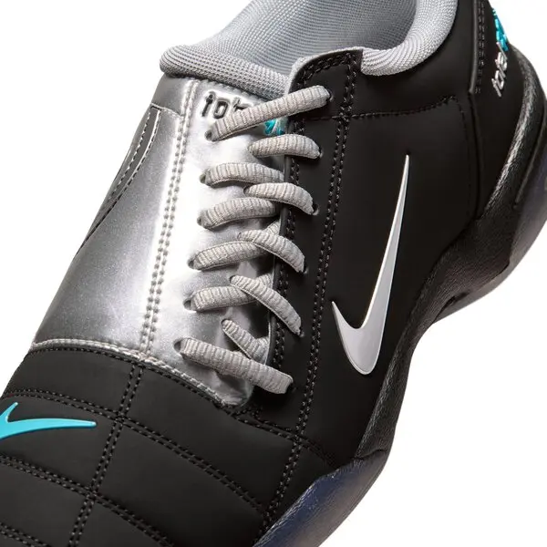 Nike Low-top Indoor Sports Trainers