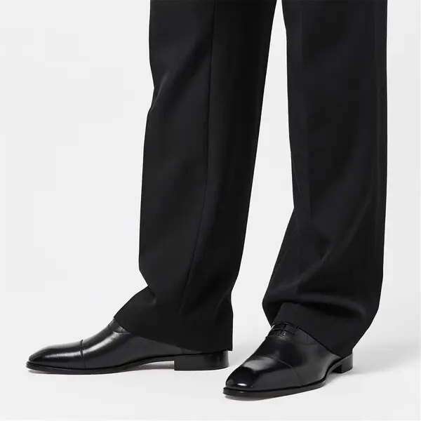CHRISTIAN LOUBOUTIN Logo Business Casual Shoes
