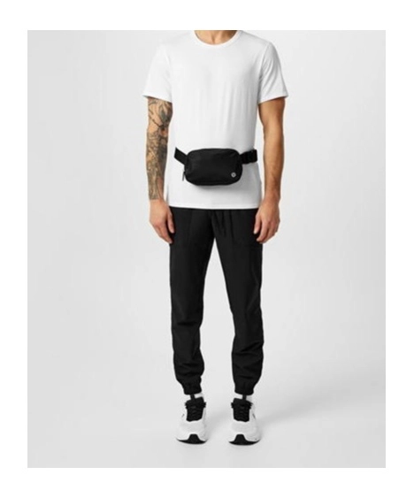 Lululemon Everywhere Belt Bag