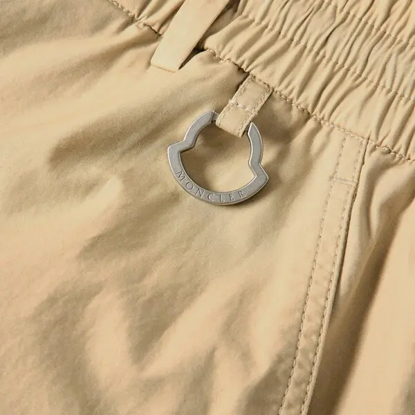 Moncler Cargo Shorts With Drawstring Waist - No