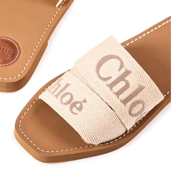 Chloé Logo Slippers - Nude