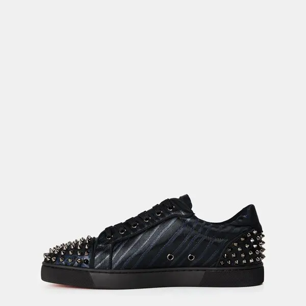 CHRISTIAN LOUBOUTIN Rivet Decorated Casual Shoes