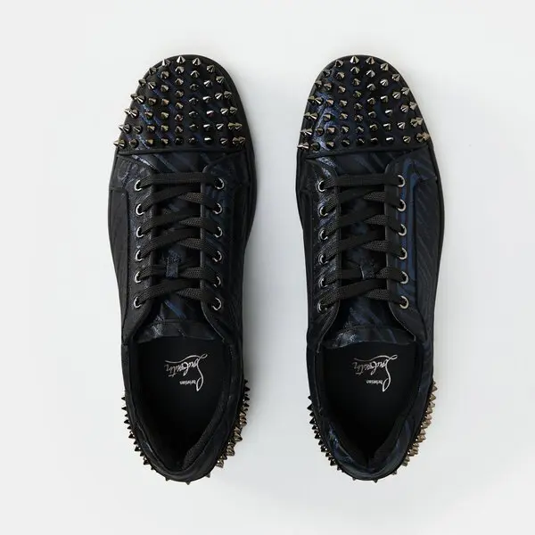 CHRISTIAN LOUBOUTIN Rivet Decorated Casual Shoes