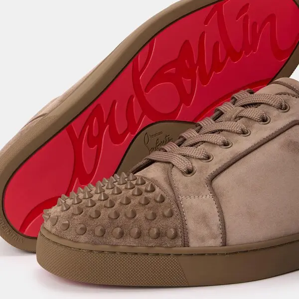 CHRISTIAN LOUBOUTIN Rivet Decorated Casual Shoes