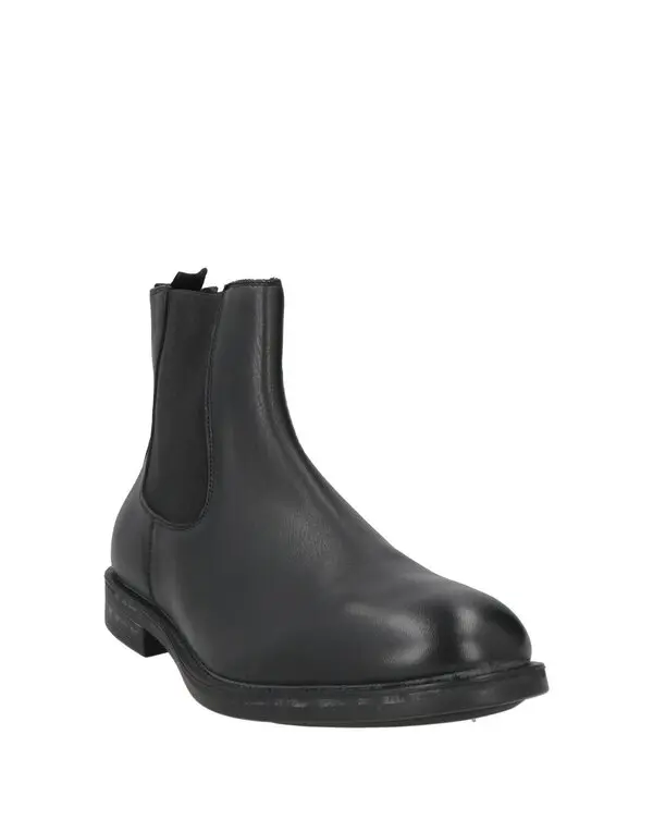 Moma Calfskin Ankle Boots - Black