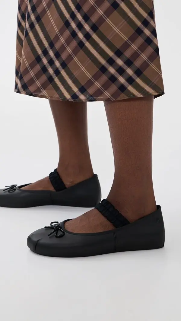 Melissa Sophie Scrunch Jelly Flats - Matte Black