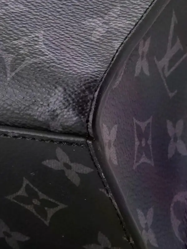 LOUIS VUITTON Monogram Eclipse Canvas Sac Plat Zipper Tote Bag