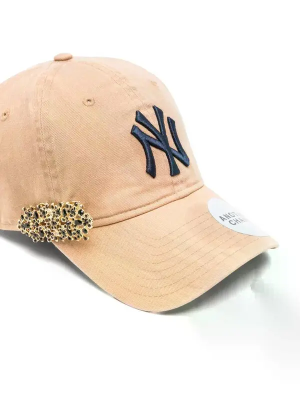 ANOTHER CHANCE Logo Embroidered Barrette Detail Cap - Neutrals