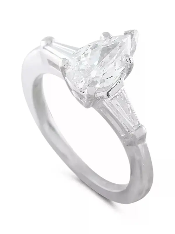 LB EXCLUSIVE Diamond And Platinum Ring