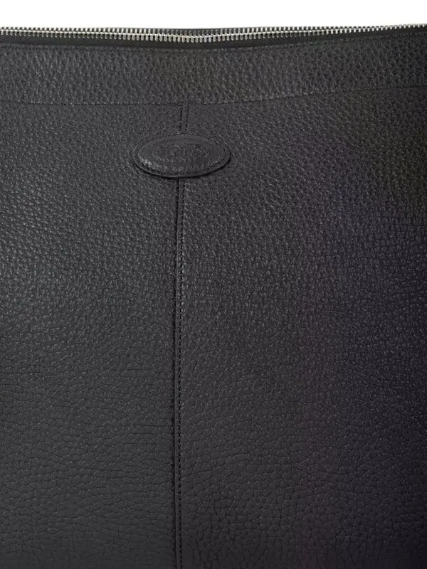 TOD'S Logo-patch Pebbled Clutch Bag