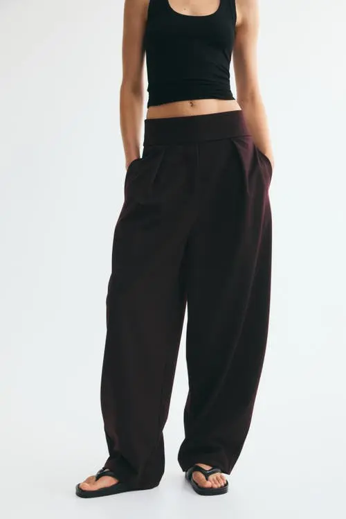H&M Pleated Barrel-leg Ponte Jersey Pants - Burgundy