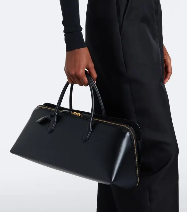 Alaïa Delta Medium Leather Top-handle Bag