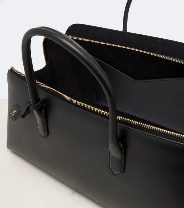 Alaïa Delta Medium Leather Top-handle Bag