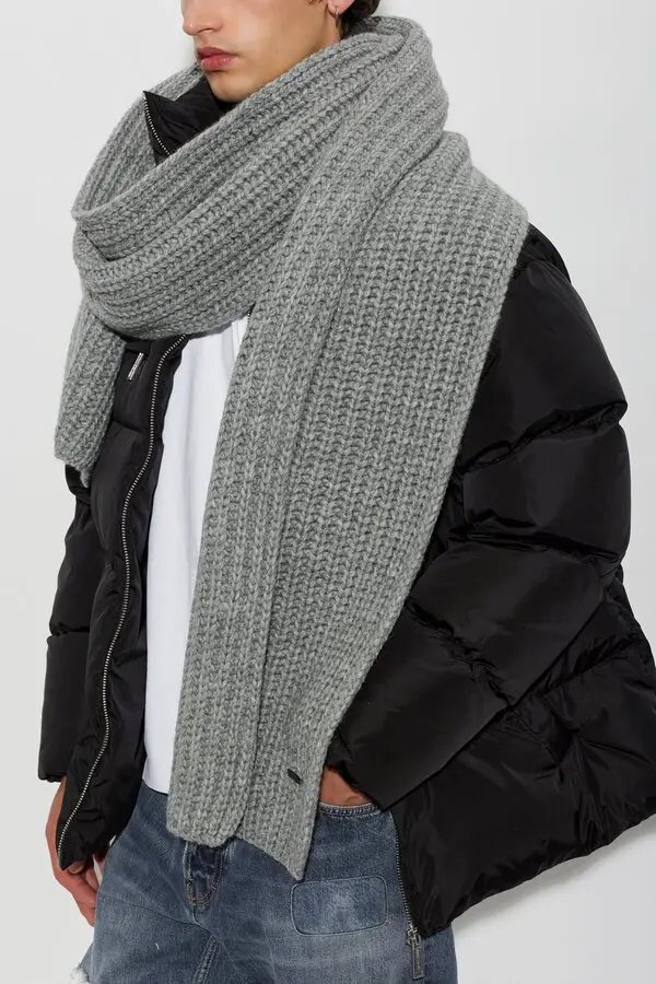 Dsquared2 Wool Scarf With Sewn-in Logo