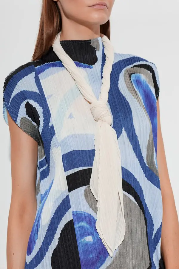 Issey Miyake Pleated Scarf