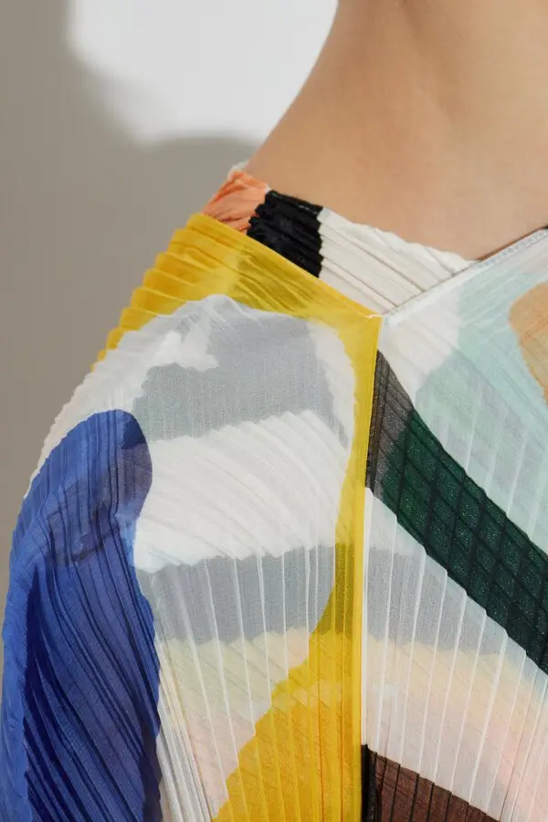 Issey Miyake Asymmetrical Geometric Print Pleated Top - Multicolour