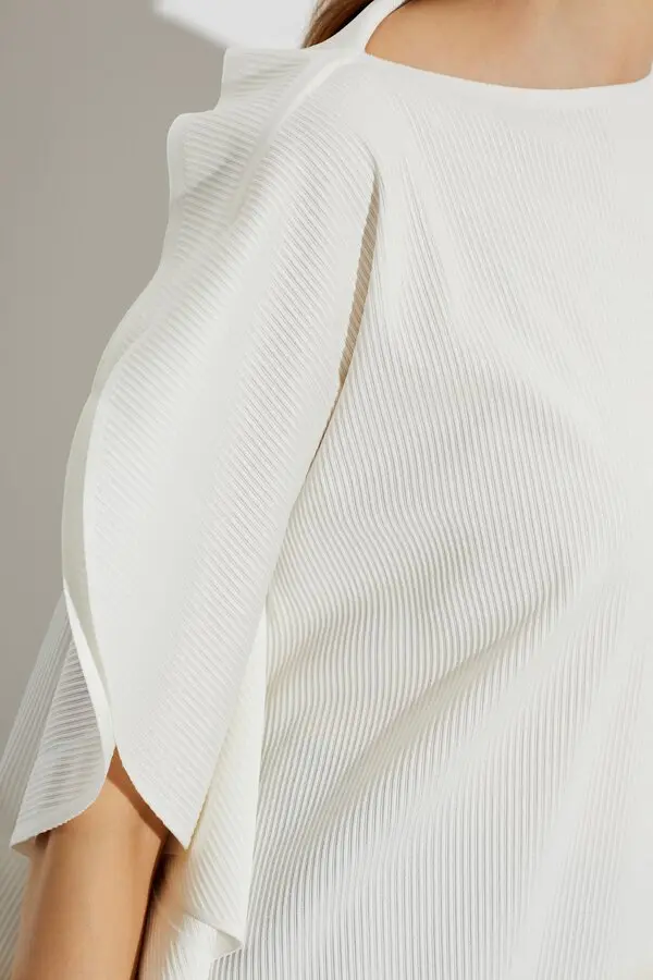 Issey Miyake Oversized Ribbed Top