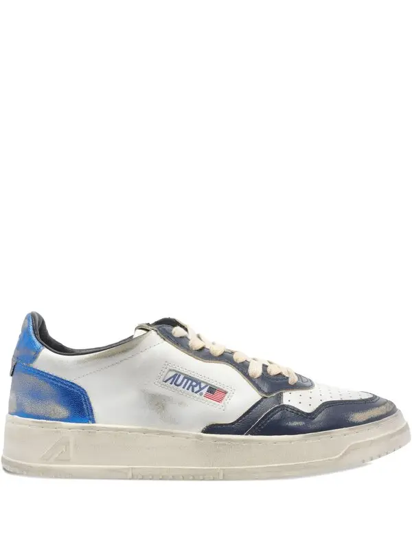 AUTRY Low Top Leather Sneakers