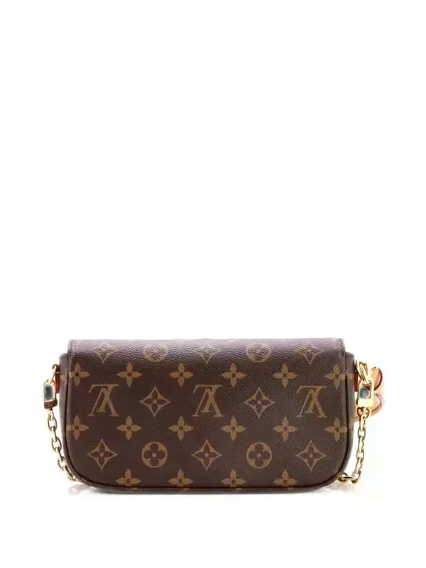 LOUIS VUITTON Ivy Wallet On Chain Monogram Canvas Shoulder Bag - Brown