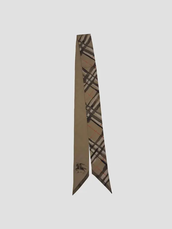 Burberry Classic Mulberry Scarf