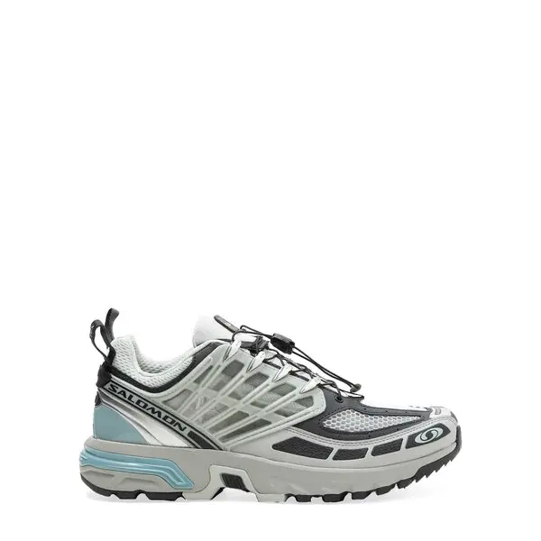 SALOMON Outdoor Performance Footwear