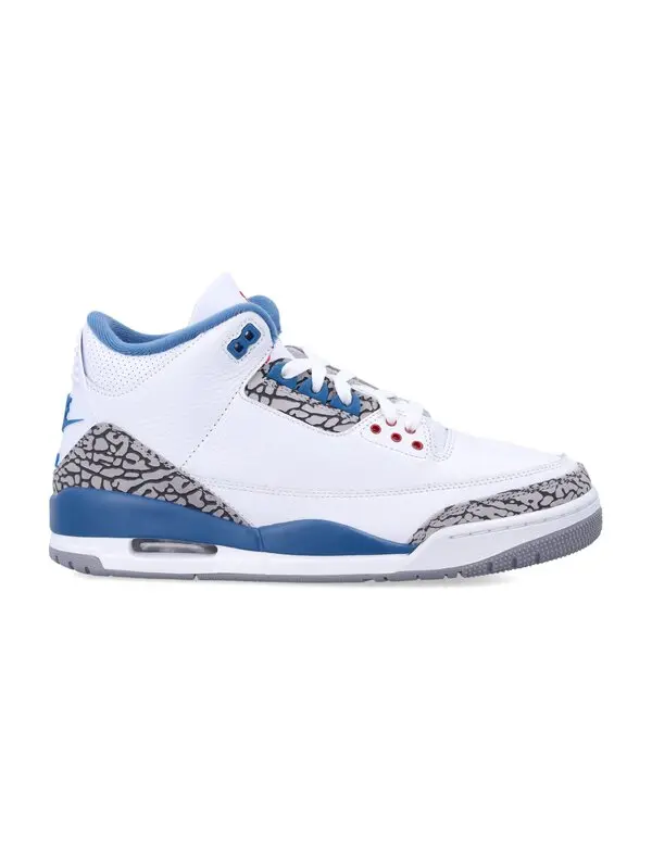 JORDAN 3 Premium Leather Low Top Basketball Sneaker - Bianco