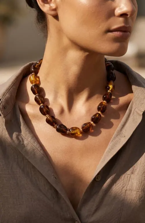 MACRAE & CO. Amber Glow Beaded Necklace