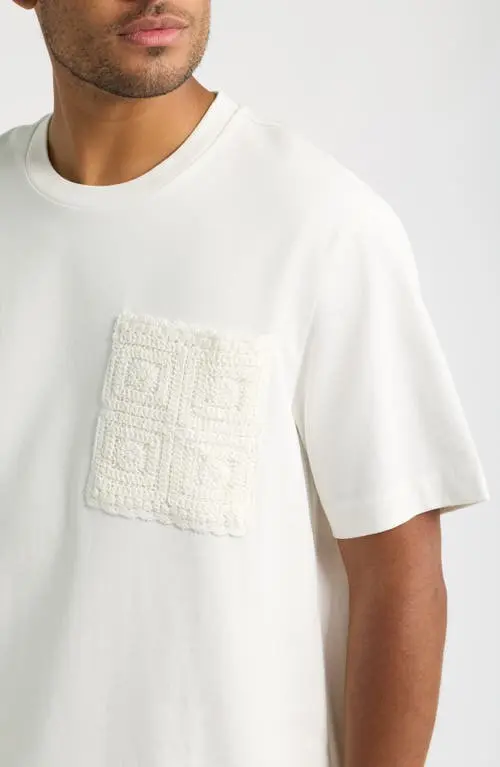 CHE Inigo Crochet Trim T-shirt